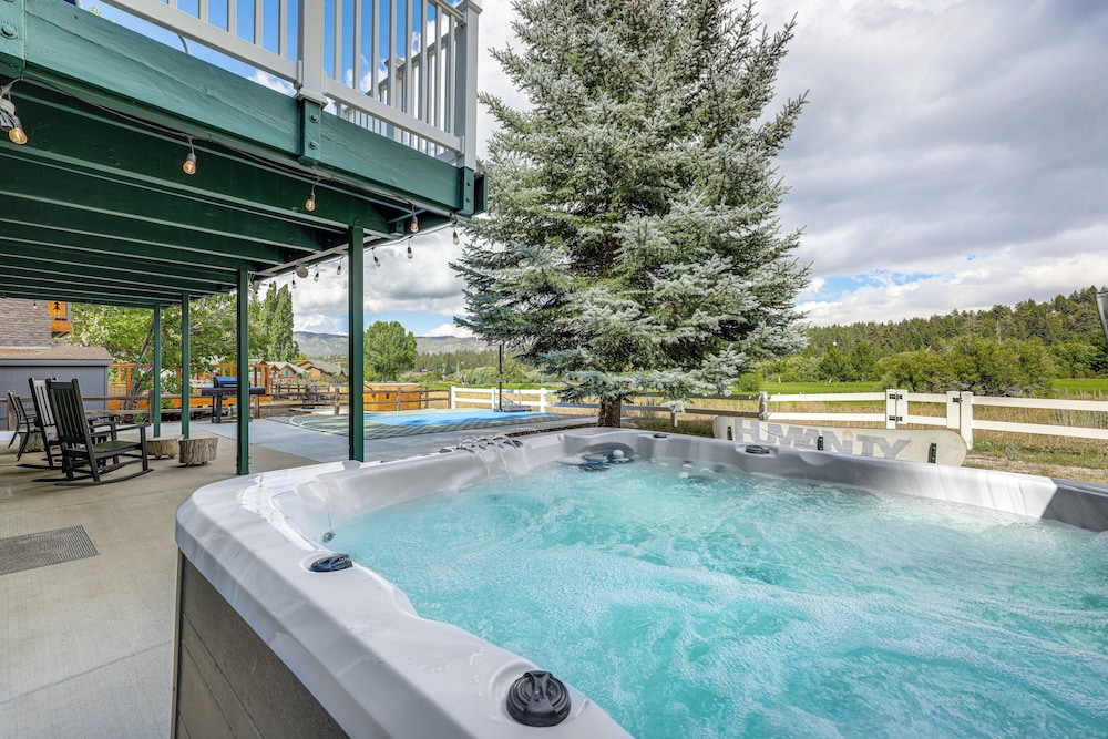 Walk To Slopes: Gem W/ Hot Tub In Big Bear Lake - Big Bear, CA