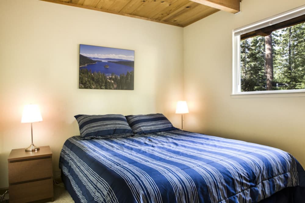 Coleman Cabin, Dog-friendly - Tahoe City, CA