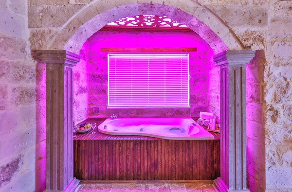 Noble Crown Stone House Cappadocia - Cappadocia