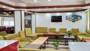 TV LED 32 polegadas com canais a cabo