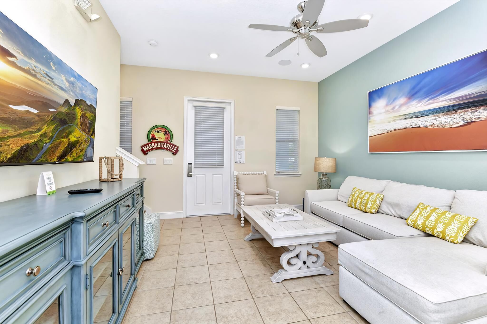 Casa Blanca Cottage With Hot Tub Near Disney With Margaritaville Resort &. - Four Corners, FL