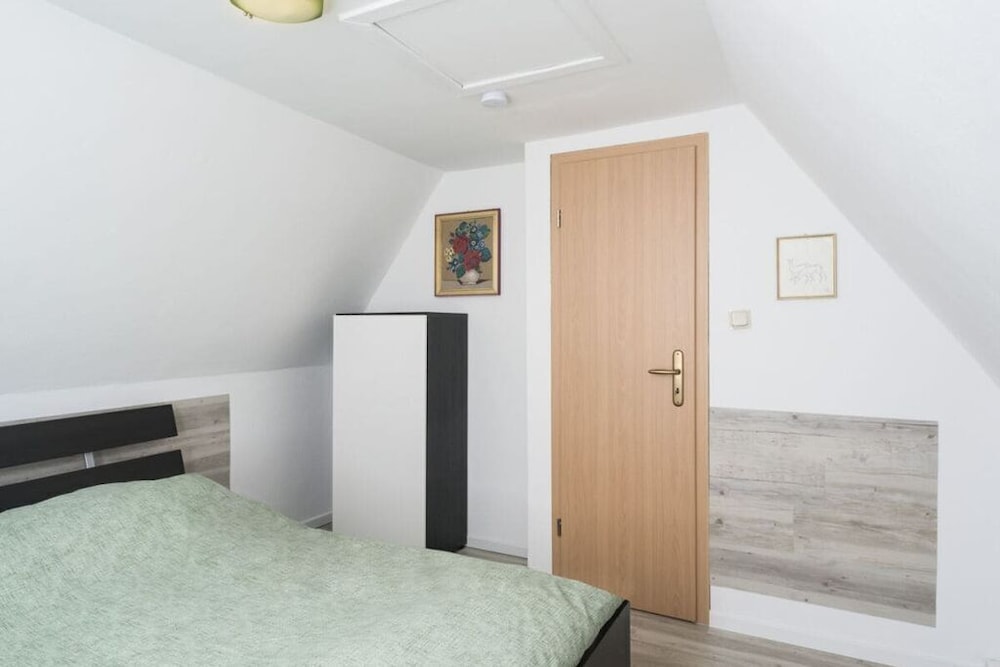 Below Comfortable Holiday Residence - Dierhagen