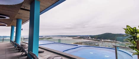Piscina externa