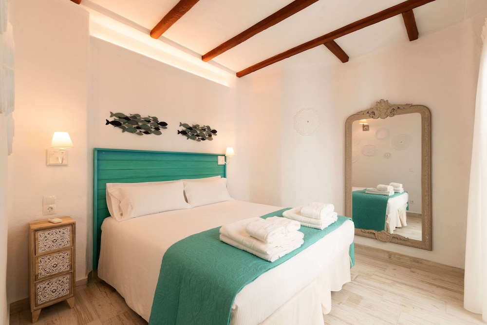 Casa Esmeralda Luxury Boutique Apartments Old Town - Estepona