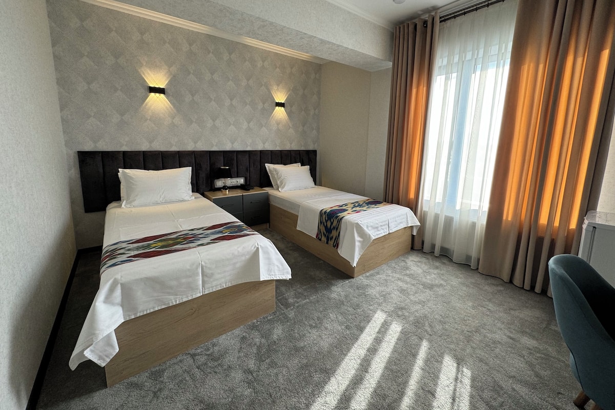 Quarto duplo standard | Quartos à prova de som, ferros/tábuas de passar roupa, Wi-Fi de cortesia