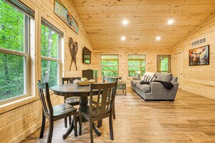 Casa (2 Bedrooms) | Interior