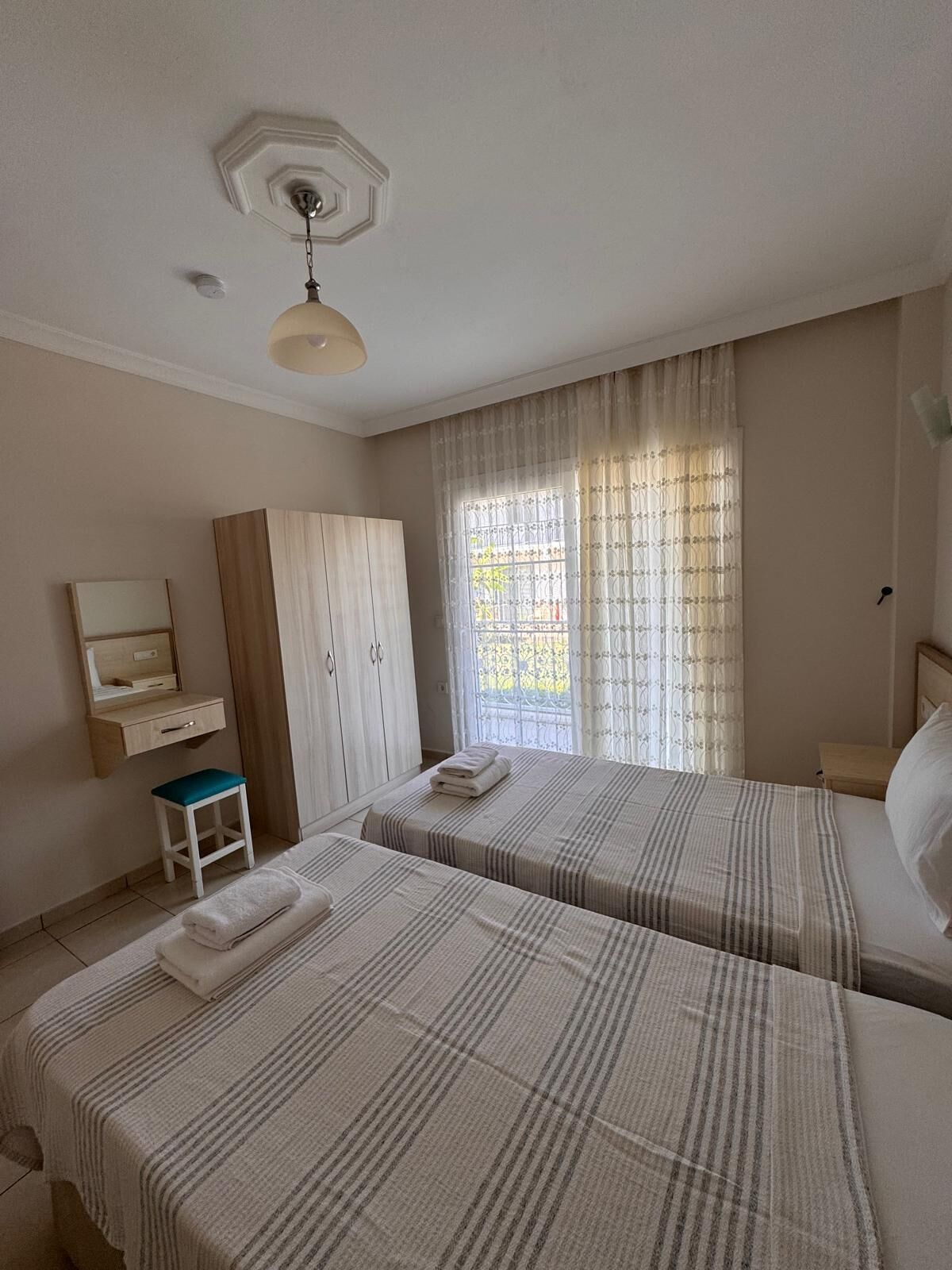 Apartamento conforto | Roupas de cama premium, individualmente decorados