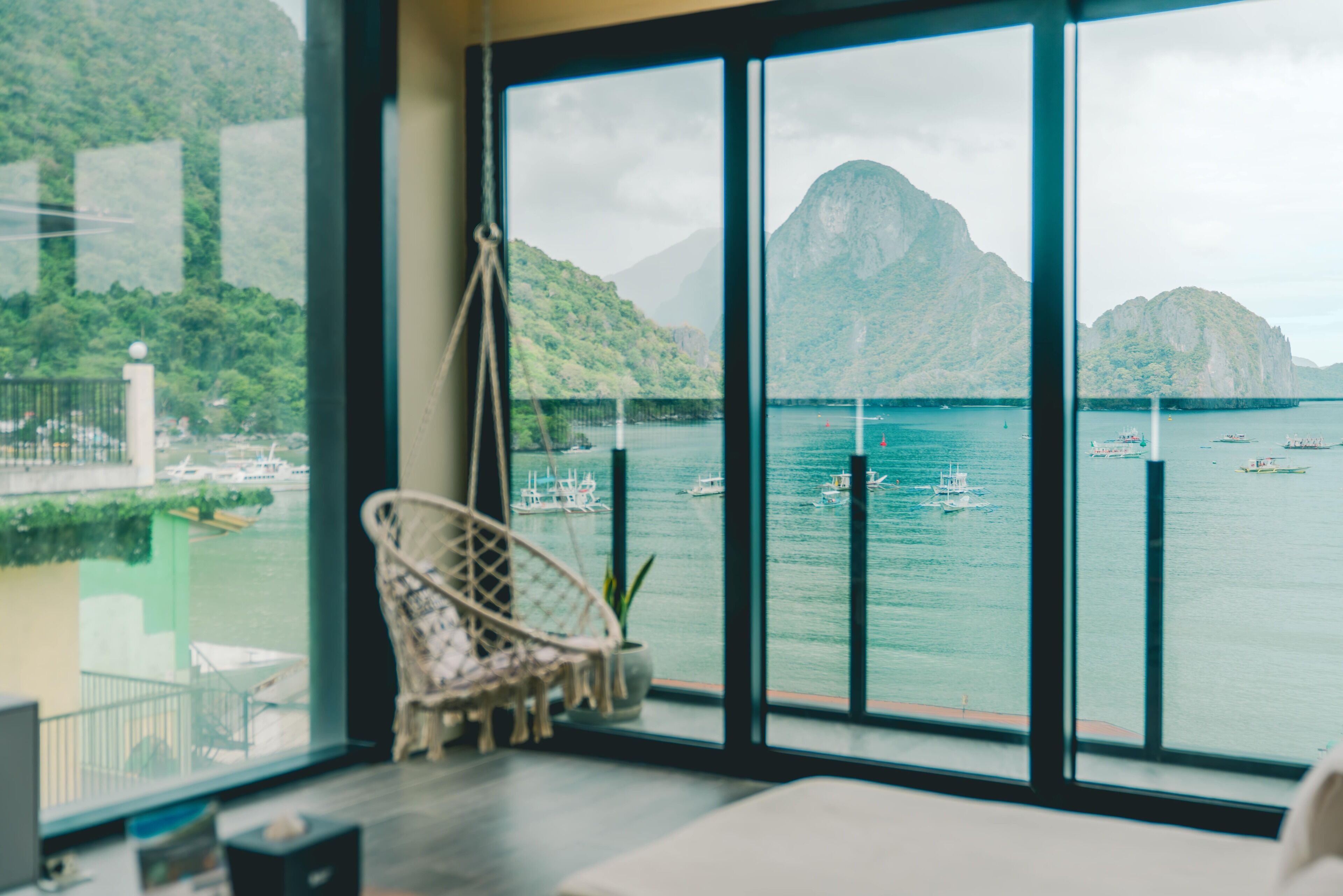 Suite Presidencial, varanda, vista para a baía | Roupa de alta qualidade, minibar com produtos grátis, secretária 