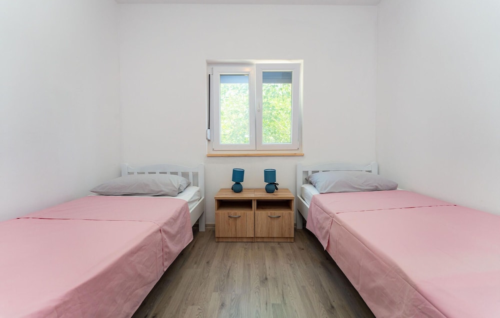 3 Bedroom Awesome Home In Rastevic - Benkovac