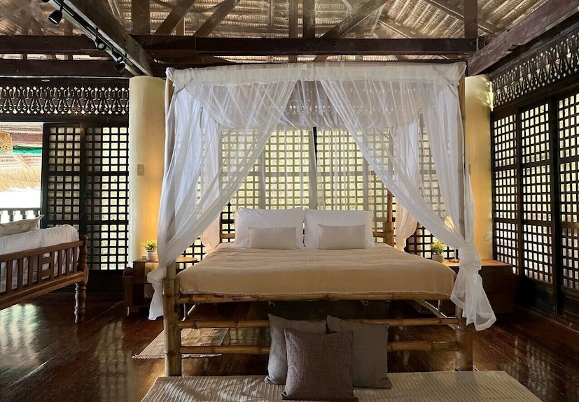 Serene Beach House & Cabana Near Vigan - Cabugao