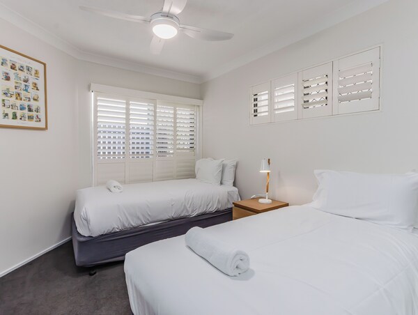 Waterfront At Sunrise Cove - Kingscliff