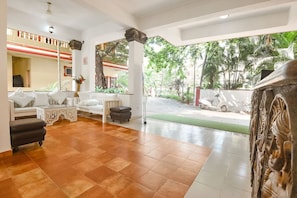 Entrada (vista interna)