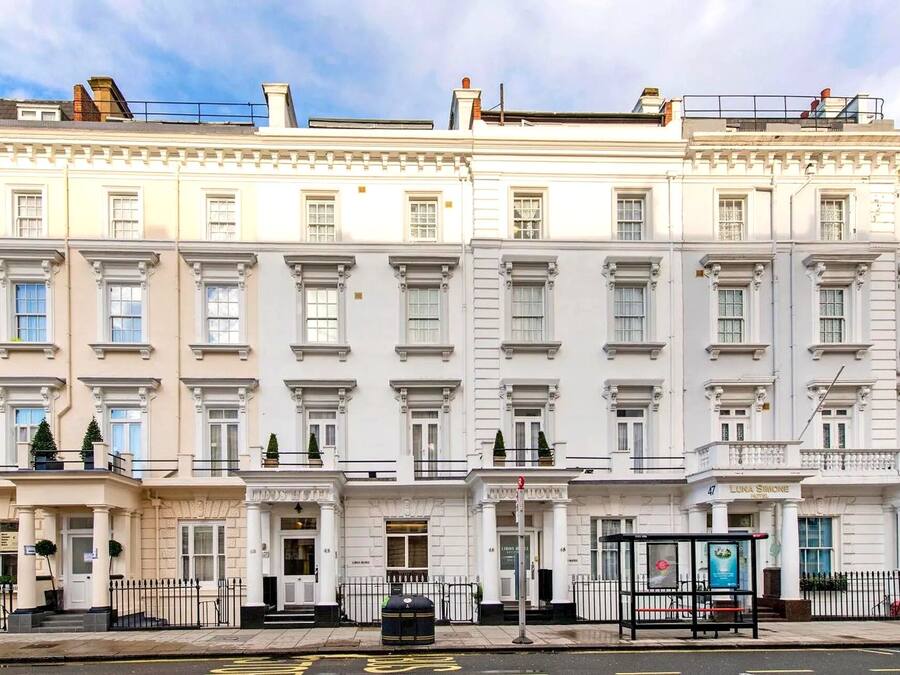 Fachada da propriedade