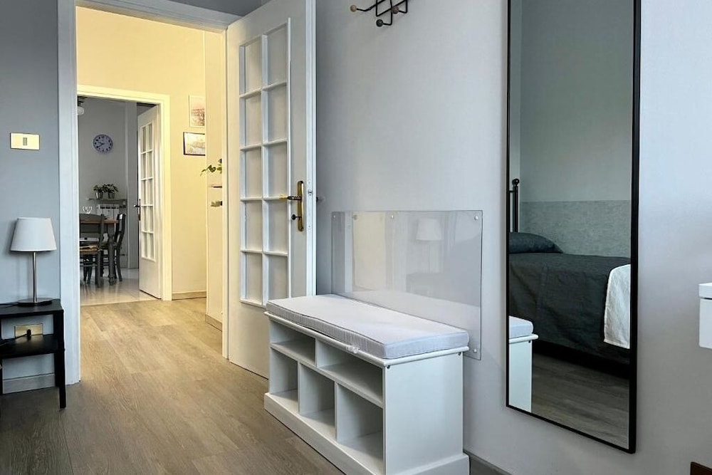 Interior1 - Family Or Group Apartment With Private Parking Space - 베네치아