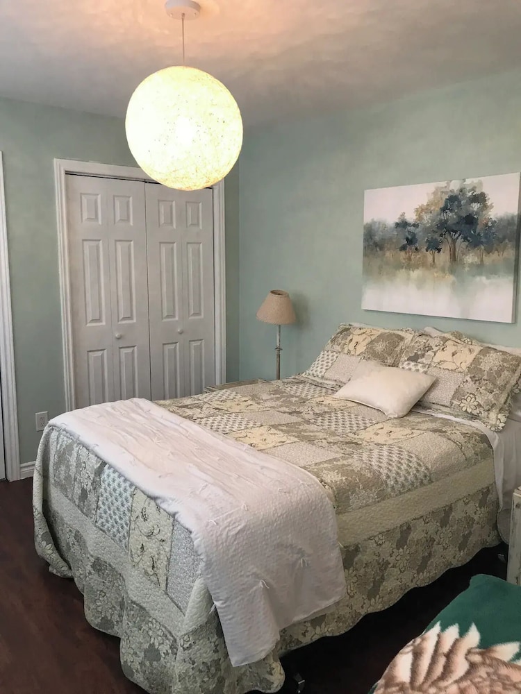 Rest for your soul Peace Quiet Nature Secluded Cozy - Lanark Highlands ...