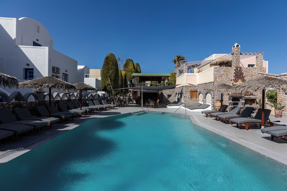 Polydefkis Hotel - Santorini