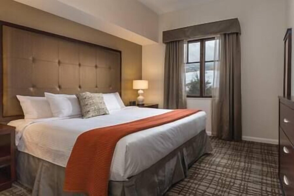 4 WH HGVC Resort & Spa, Ski-In/Out, Pool Reviews, Deals & Photos 2026 ...