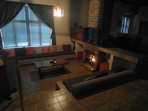 Casa, vista para o oceano | Sala de estar