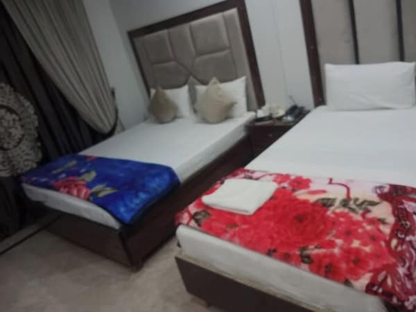 Hotel Royal Grace - Lahore