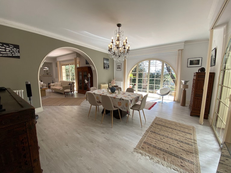 Villa Avec Piscine Intérieure, 5 Chambres, Proche Plage Et Commerces à Arcachon - Bassin d'Arcachon