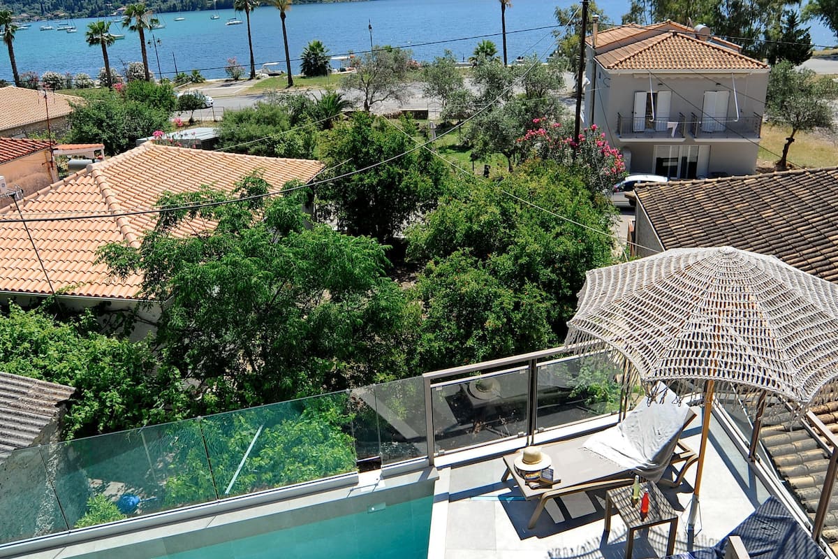 Suite, fumadores | 7 quartos