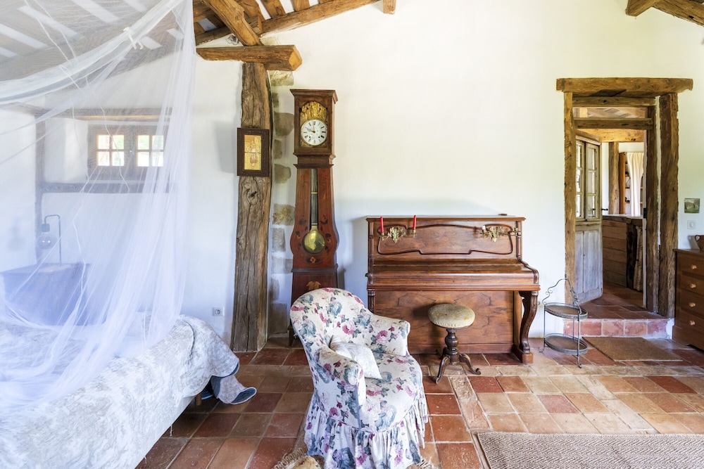 Casa De Vacaciones 'Dependance Avec Jacuzzi' Con Terraza, Jardín Y Wi-fi - Anglet