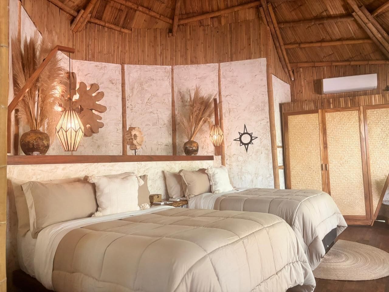 Quarto casal luxo, piscina particular | 1 quarto, roupas de cama de algodão egípcio, roupas de cama premium