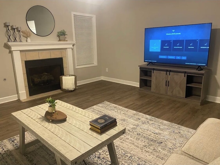 Paradise Retreat - Jackson, TN