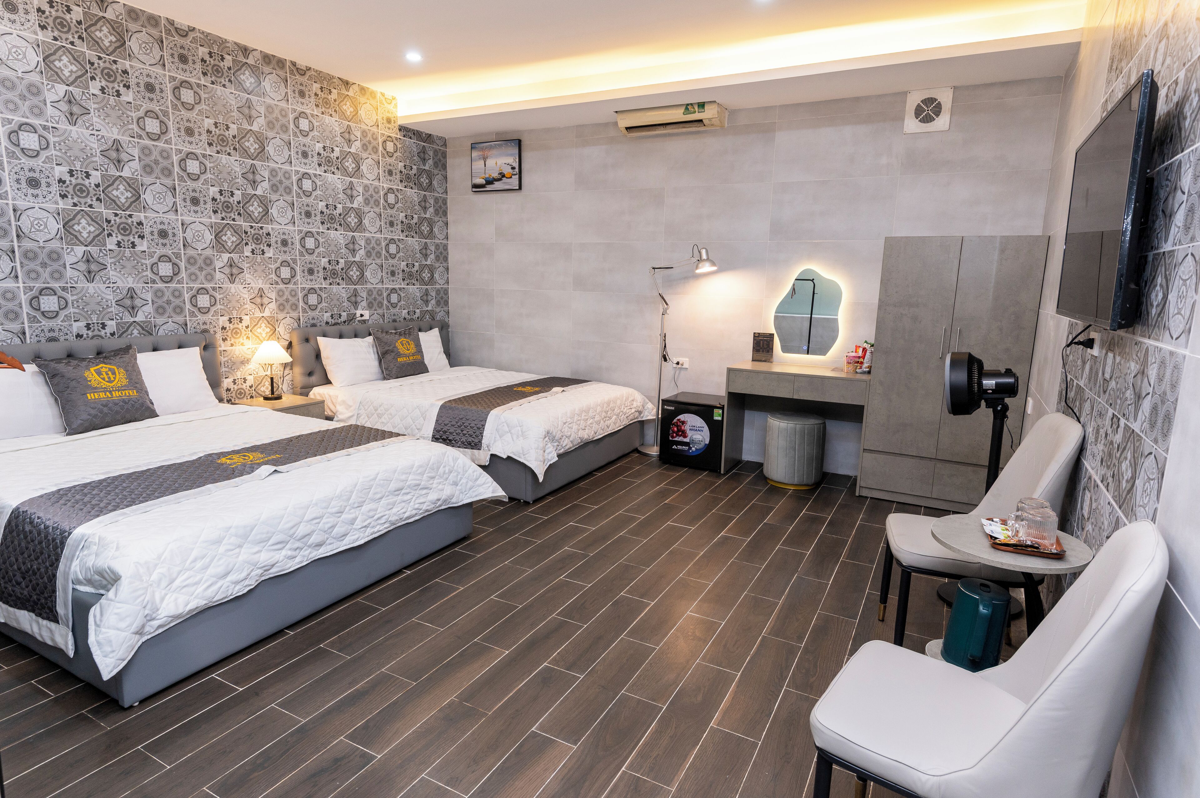 Quarto Quádruplo Familiar | Roupa de alta qualidade, camas de colchão viscoelástico 