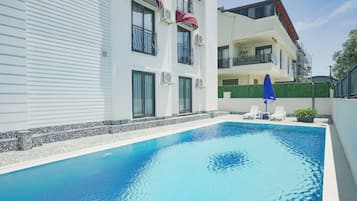 Piscina externa