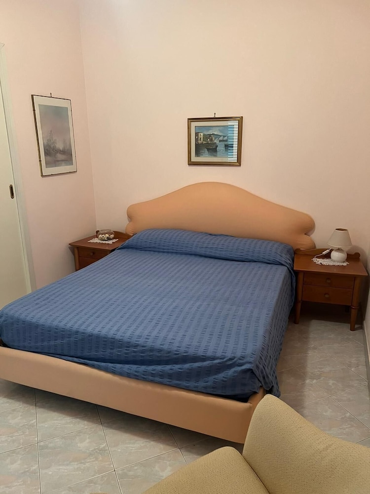 Sabaudia Holiday: Villa A Few Minutes From The Sea - San Felice Circeo