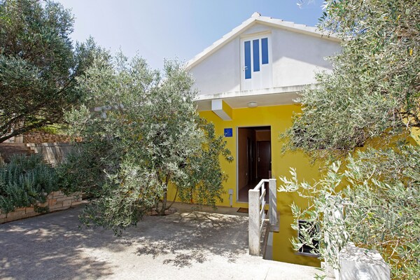 Olive's Garden House - Vela Luka