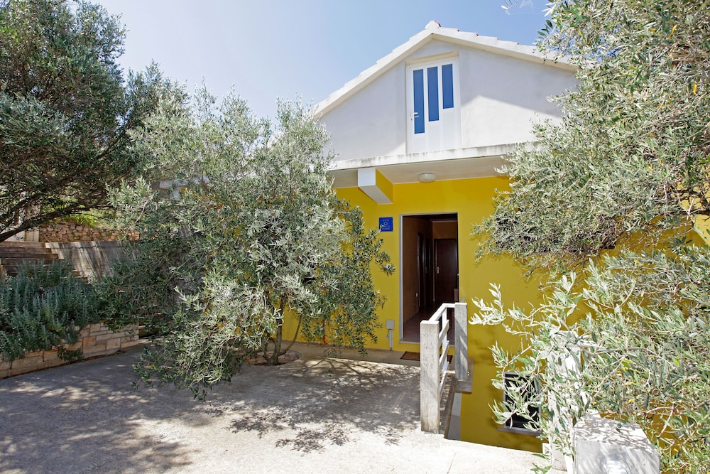 Olive's Garden House - Vela Luka