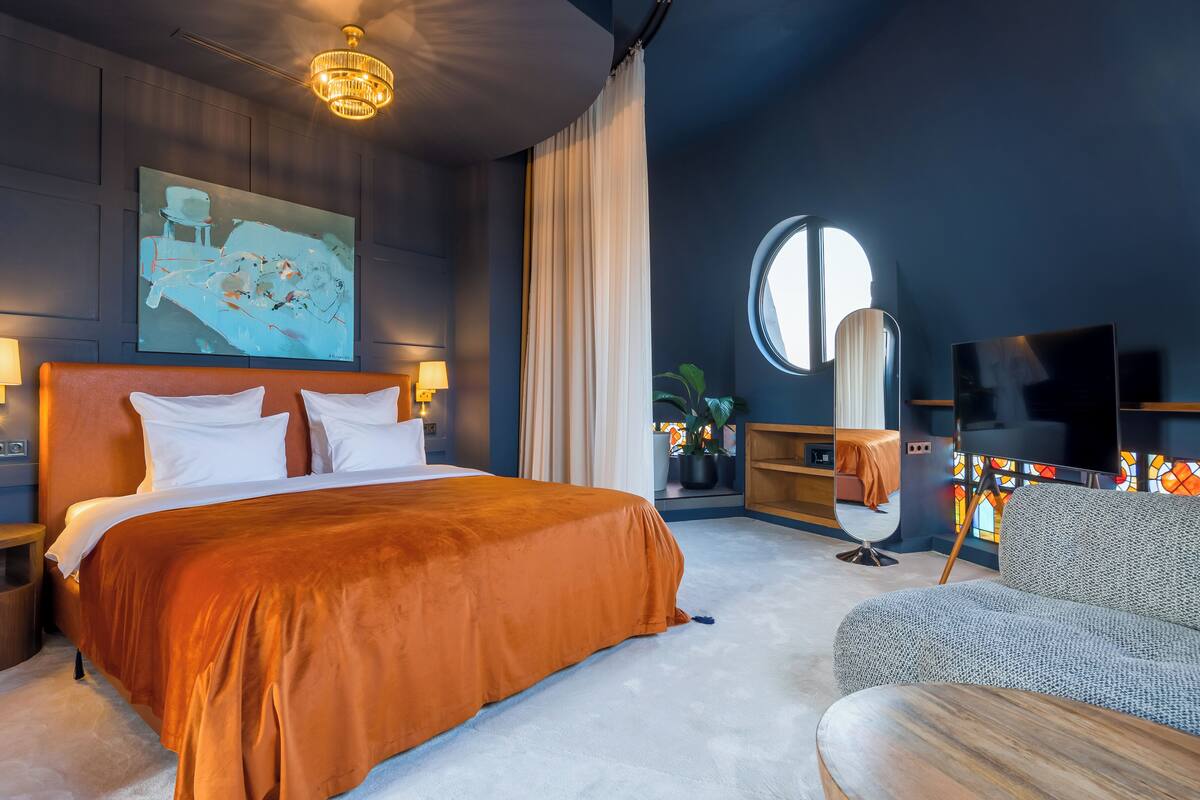 Suite Romântica, Vista para a cidade | Roupa de alta qualidade, camas de colchão Select Comfort, minibar 