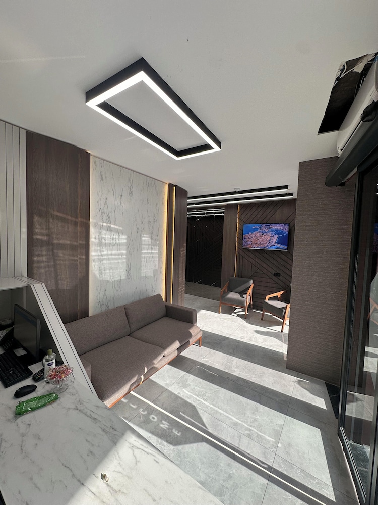 Luxury Life Suites - Bahçelievler