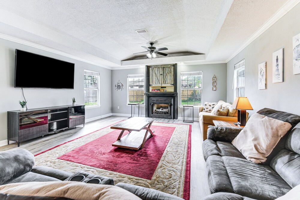 Fort Walton Beach Home W/ Grill: 4 Mi To Beach! - Fort Walton Beach, FL