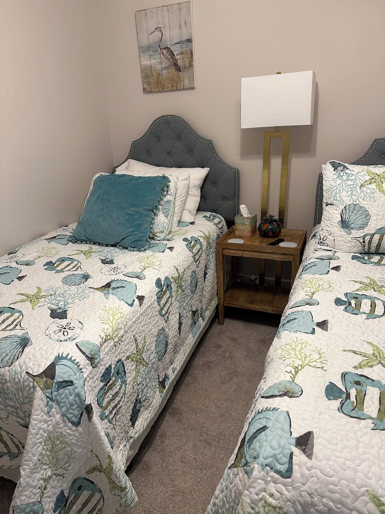 Cozy 2 Bedroom And 2 Bath Condo On Bayside - Perdido Key, FL