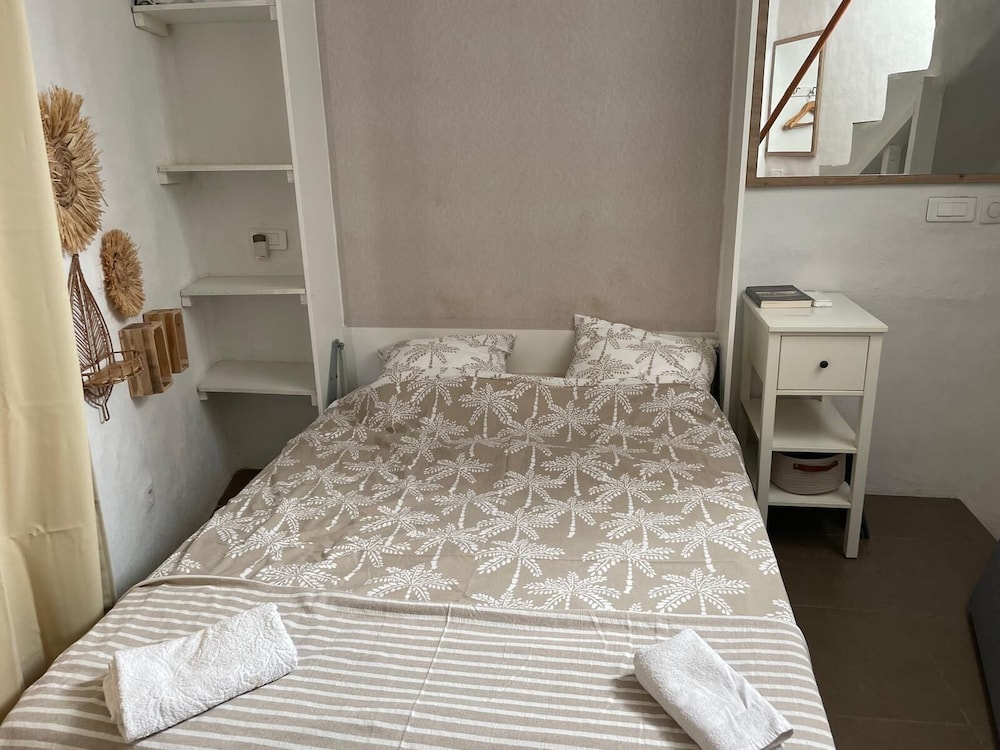 Charmante Maisonnette Avec Terrasse - Marseillan