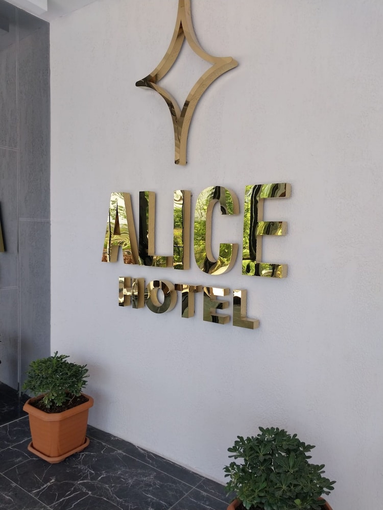 Alice Hotel Antalya - Lara Beach