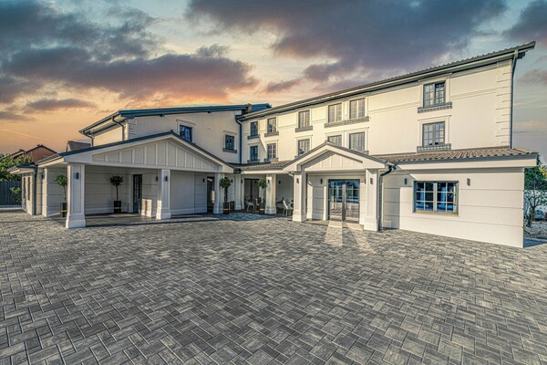 Donna Anna Boutique Hotel - Timișoara