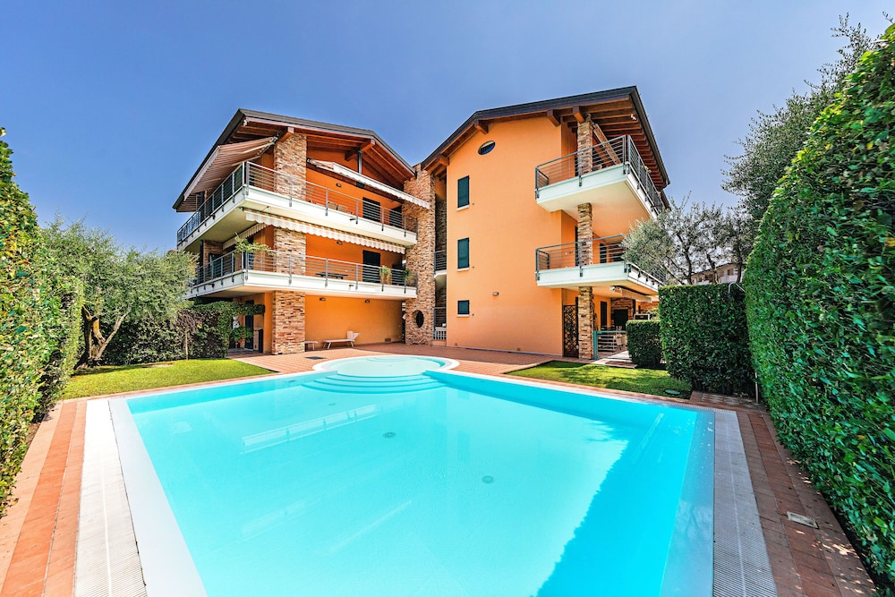 Annamaria 9 Apartment By Wonderful Italy - Sirmione