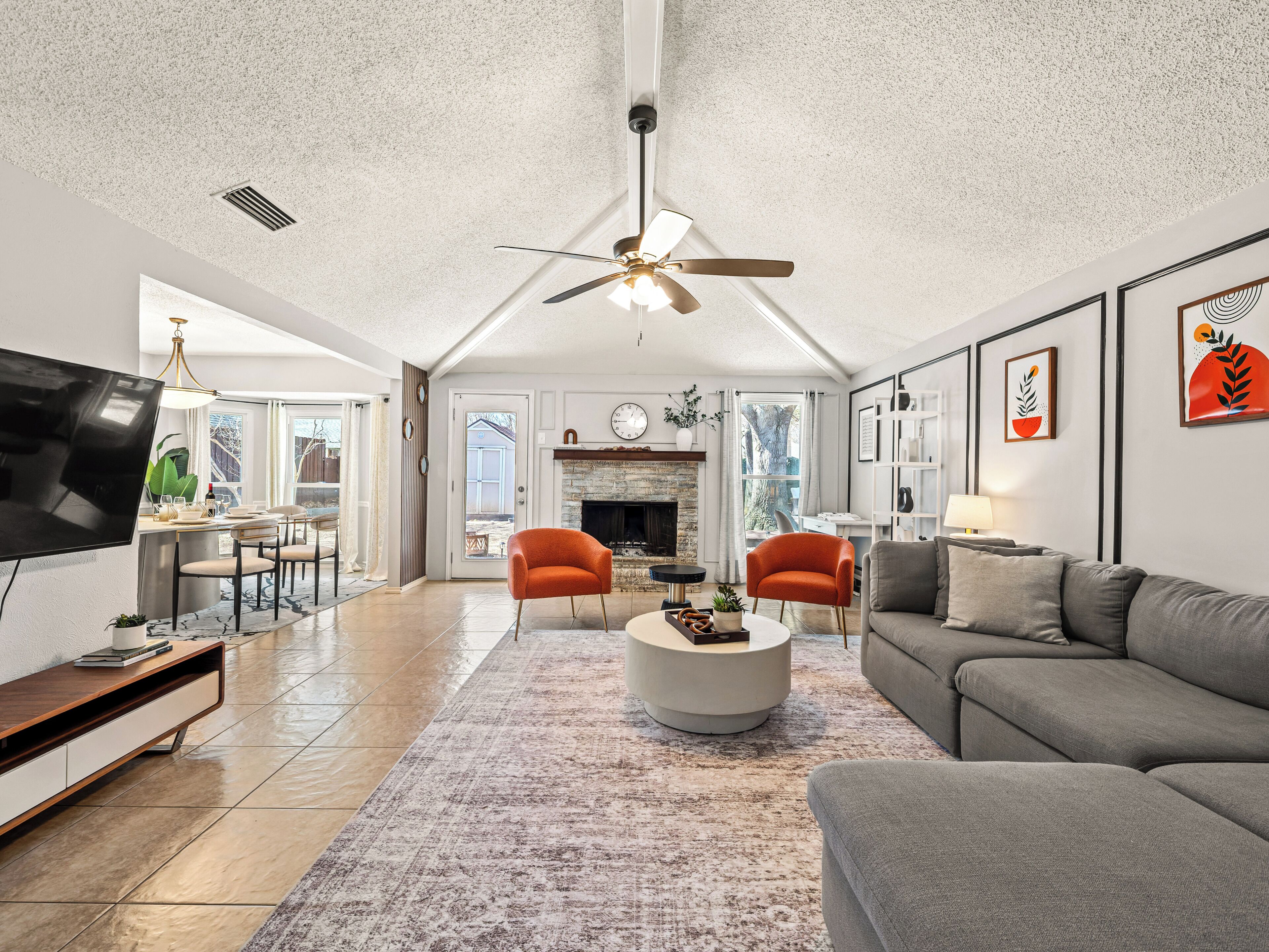 Minutes To Convention Center,  Family Retreat, Pet-friendly! King Bed - Allen, TX