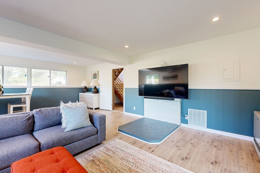 Spacious House With Modern Comforts And Nature's Playground Await - Rockland, ME