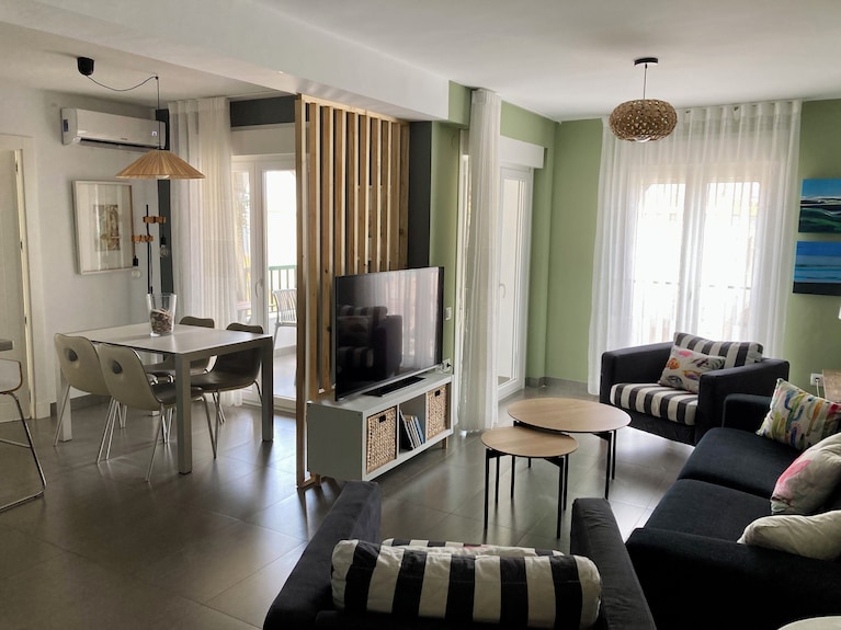 Beautiful Sea Side Apartment, Just Metres From The Beach In Cabo The Gata - Cabo de Gata