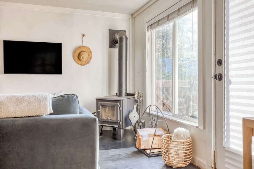 Lolo Bungalow - Private Hot Tub, Riverfront Access - Oregón