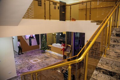 Modelo Hotel and Suites