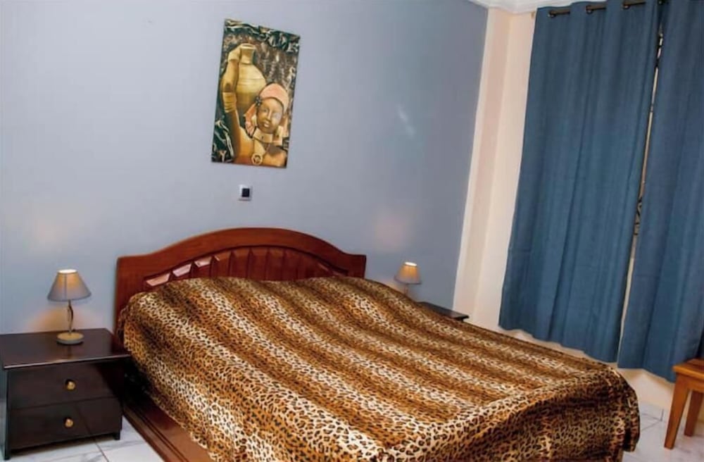 Residence Vicyma Bafoussam Centre, 2 P Tout Confort 2/3 Personnes ...