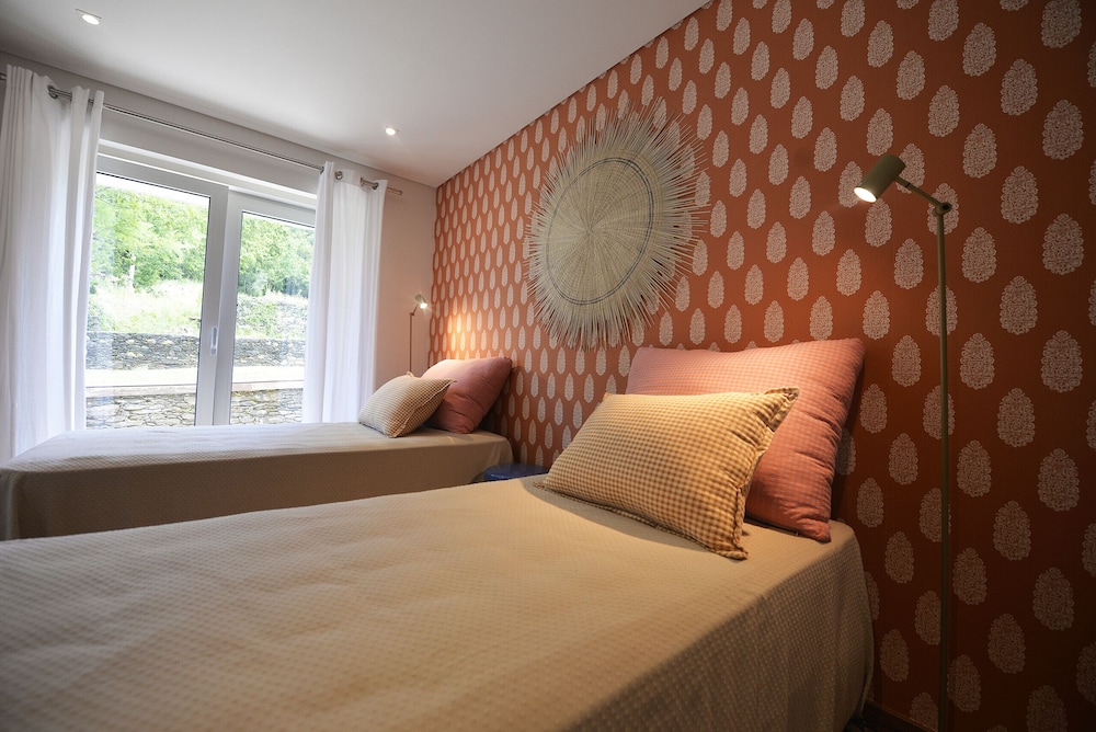 Villa 276 - Sophisticated 3-bedroom Villa In An Exclusive Wooded Area Near The Coast - A Guarda