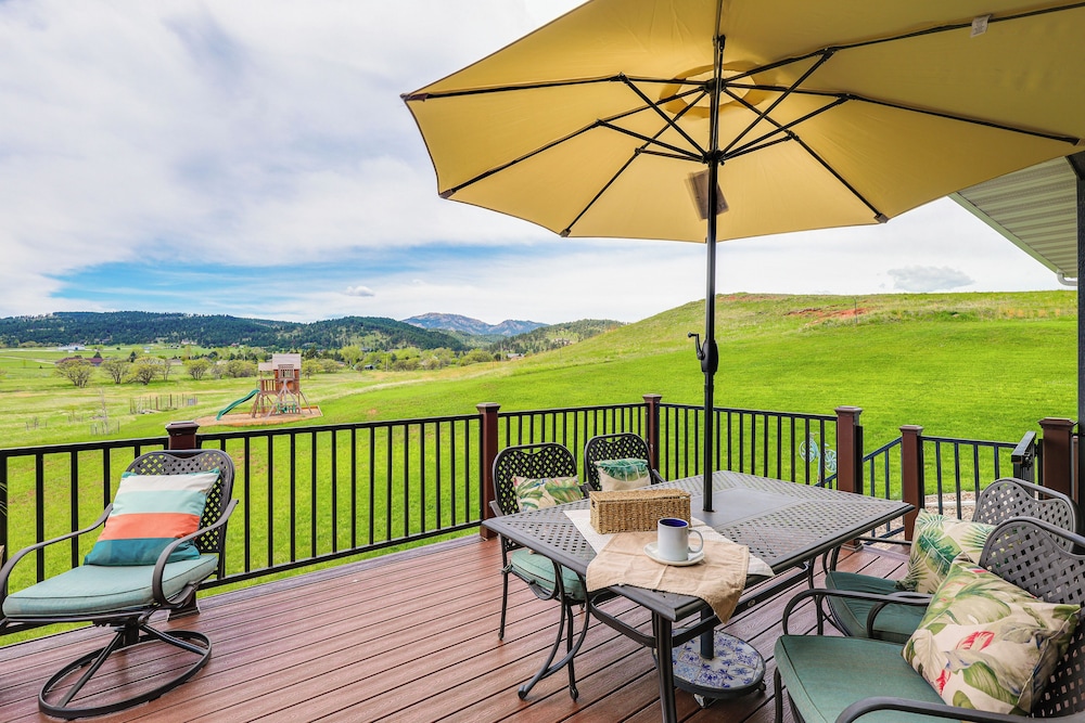 Spearfish Retreat W/ Fireplace + Mountain Views! - South Dakota