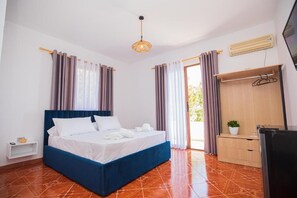 Quarto casal panorâmico, vista para o oceano | Roupas de cama premium, edredons de pluma, camas com colchões pillow-top